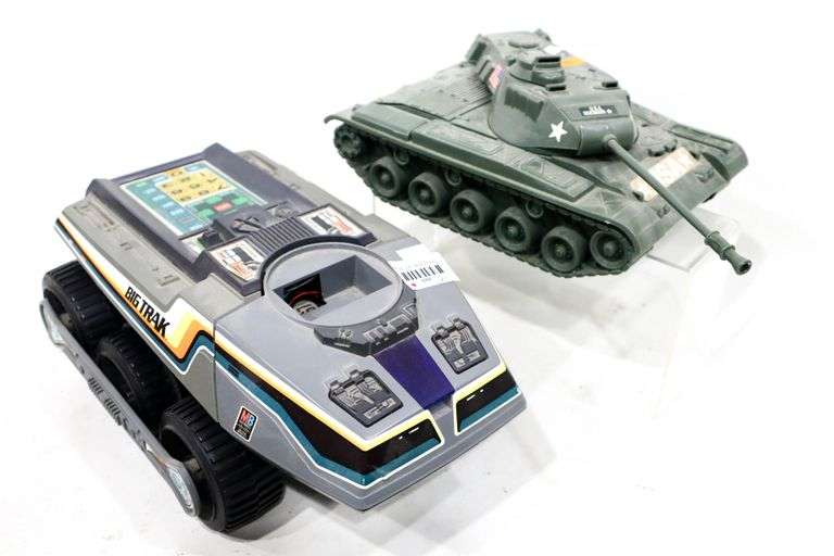 Big Trak Vintage 1979 Milton Bradley Battery Operated Sci Fi Tank And