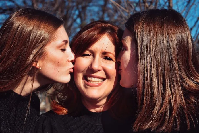 205 Best Creative Mother Daughter Photoshoot Ideas Selected