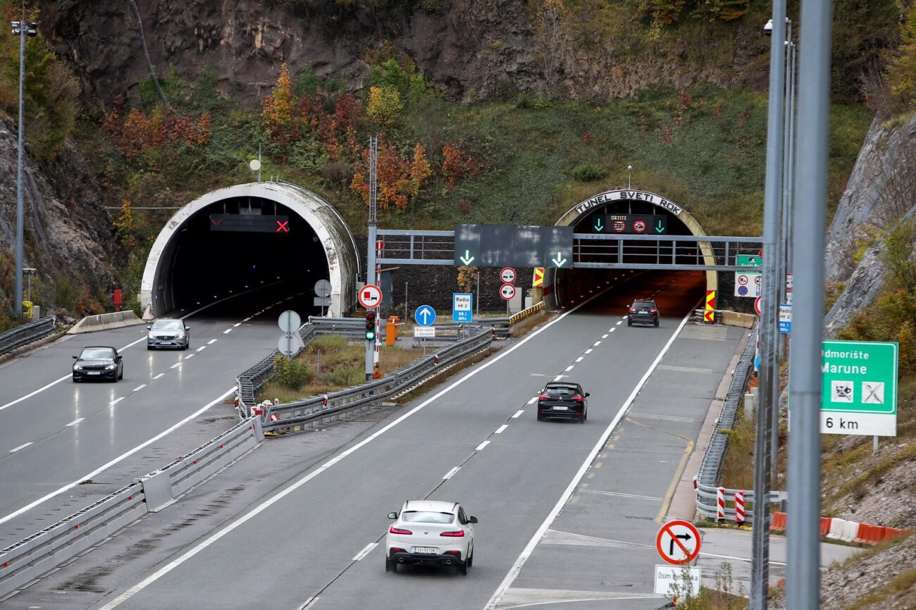 Detalji Stravične Nesreće Na A1 Dečki Su Divljali Jedan Je Izbacio