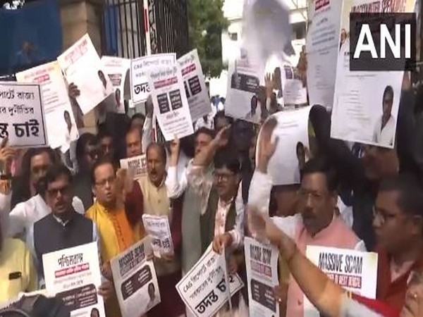 Bjp Mlas Stage Protests Against Tmc Government Outside Bengal Assembly