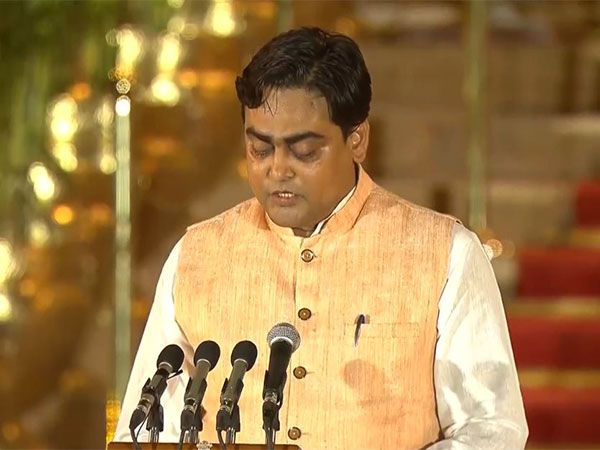 West Bengal Sukanta Majumdar Shantanu Thakur Take Oath In Narendra