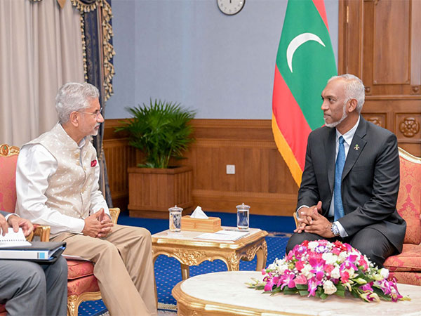 Indias S Jaishankar Meets Maldives President Mohamed Muizzu To