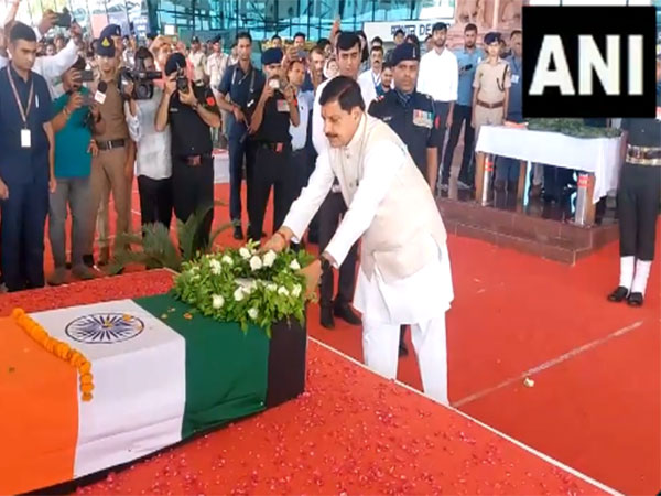 Mp Cm Mohan Yadav Pays Tribute To Soldier Pradeep Patel Who Lost Life