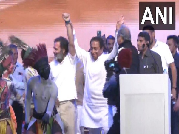 Bharat Jodo Yatra Rahul Gandhi Breaks Into Tribal Dance With Ashok