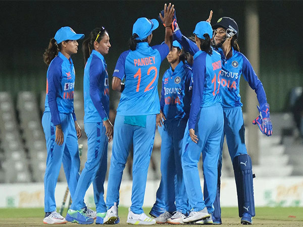 Deepti Sharma Harmanpreet Kaur Among Gainers In Womens T20i Rankings