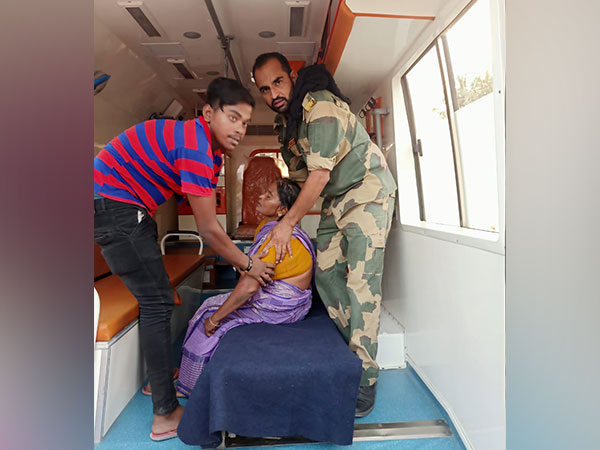 Bsf Saves Life Of Elderly Woman From West Bengal At India Bangladesh Border