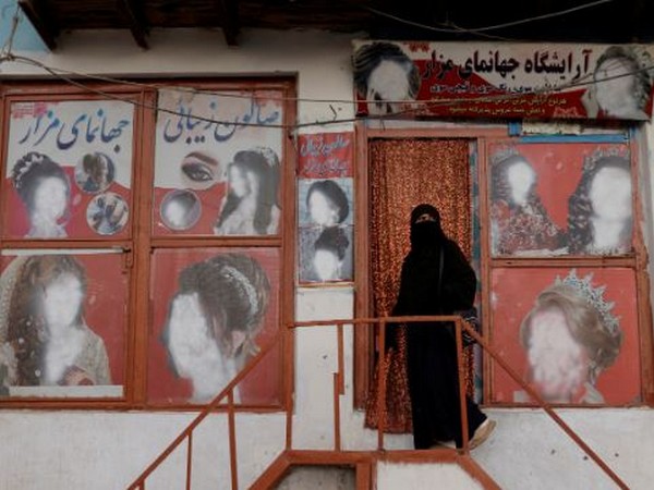 Women Makeup Artists Hold Protests In Kabul Against Talibans Ban On