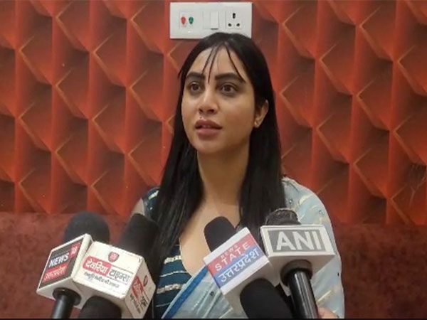 Up Big Boss Season 14 Participant Arshi Khan Alleges Assault On Her