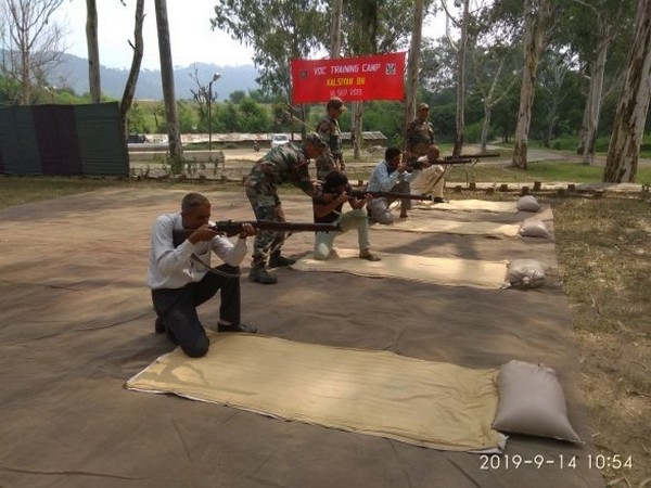 Indian Army Organises Training Sessions For Village Defence Committees