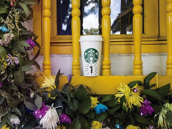 Starbucks Abre Su Primera Tienda En Medellín