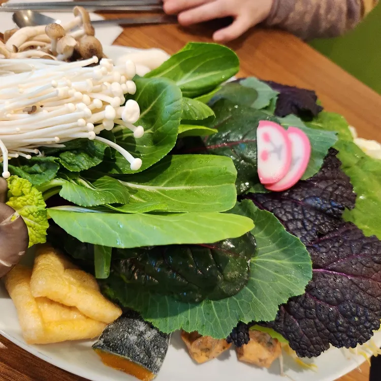 채선당 수원호매실점 호매실 샤브샤브 샐러드바 맛집 다이닝코드 빅데이터 맛집검색