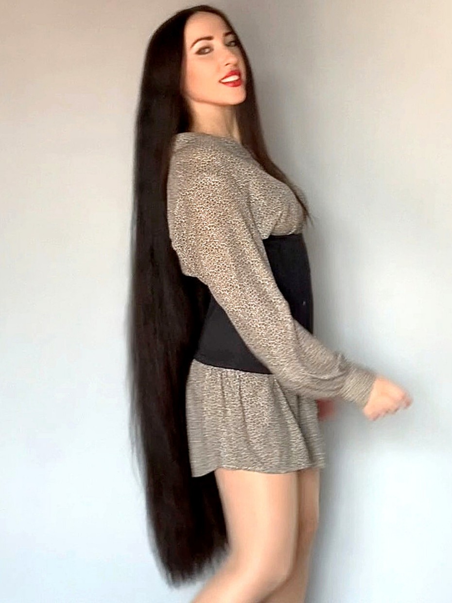 Video Knee Length Hair Play And Perfection Realrapunzels