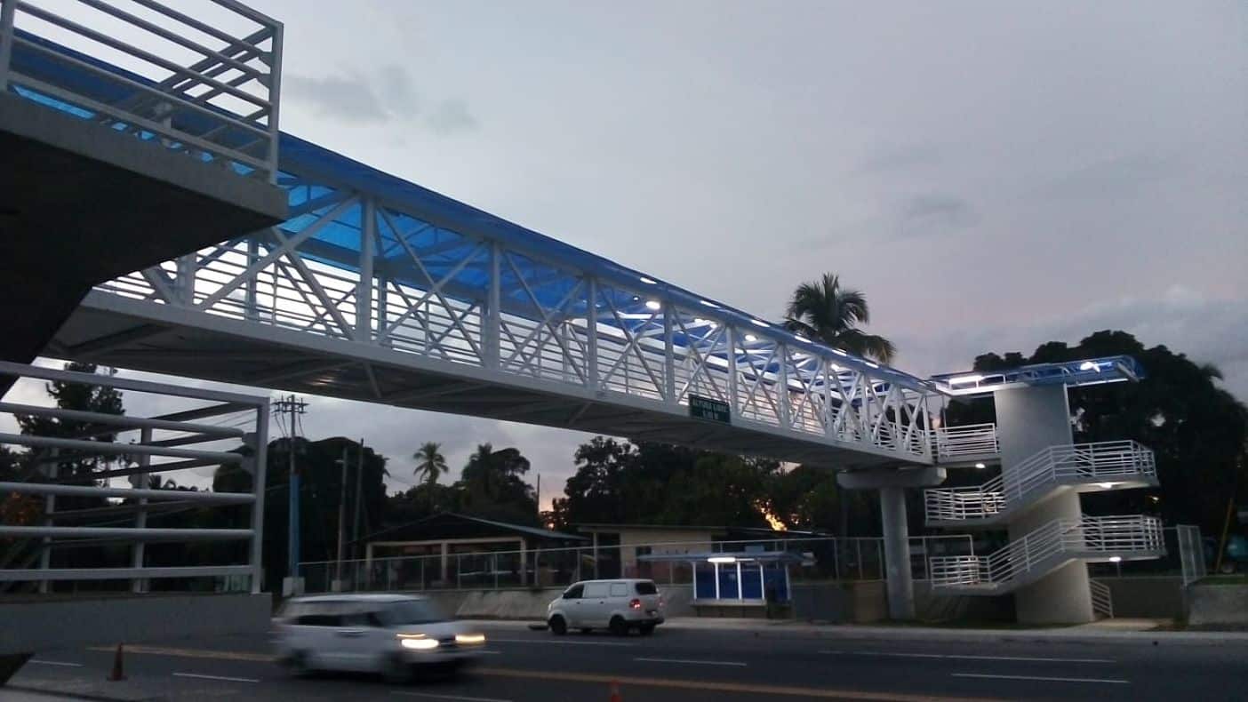 Culminan La Construcción De Nuevo Puente Peatonal En Panamá