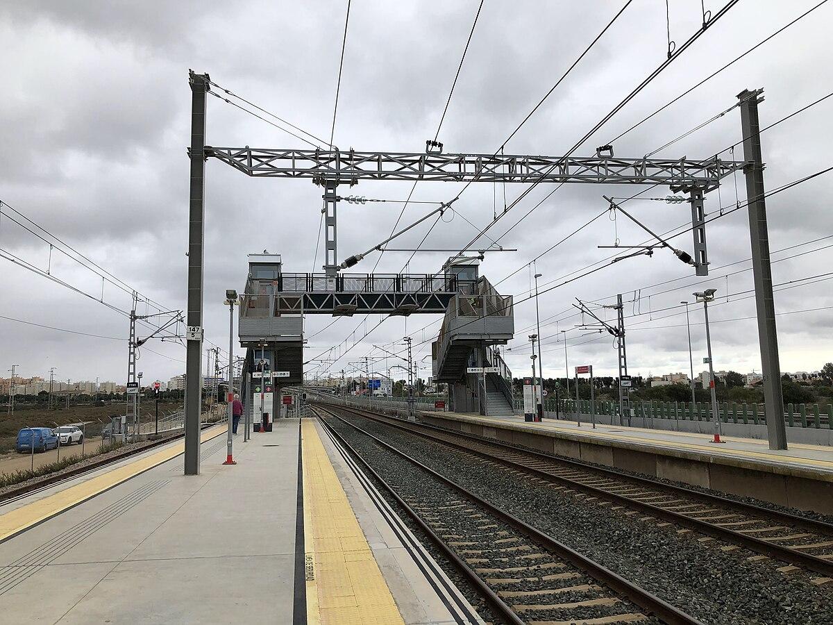 El Ascensor De La Parada Del Río Arillo Un Quebradero De Cabeza Para