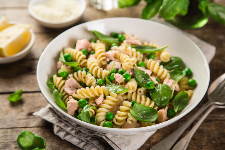 Pasta Med Laks Og Erter Aronono