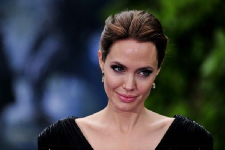 Angelina Jolie Napokon Progovorila O Razvodu Od Brada Pitta Neki Su