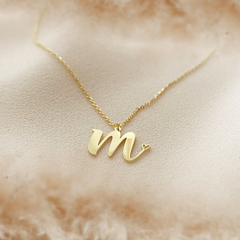 Collier Initial Personnalisé Avec Petit Coeur Colliers De Lettre