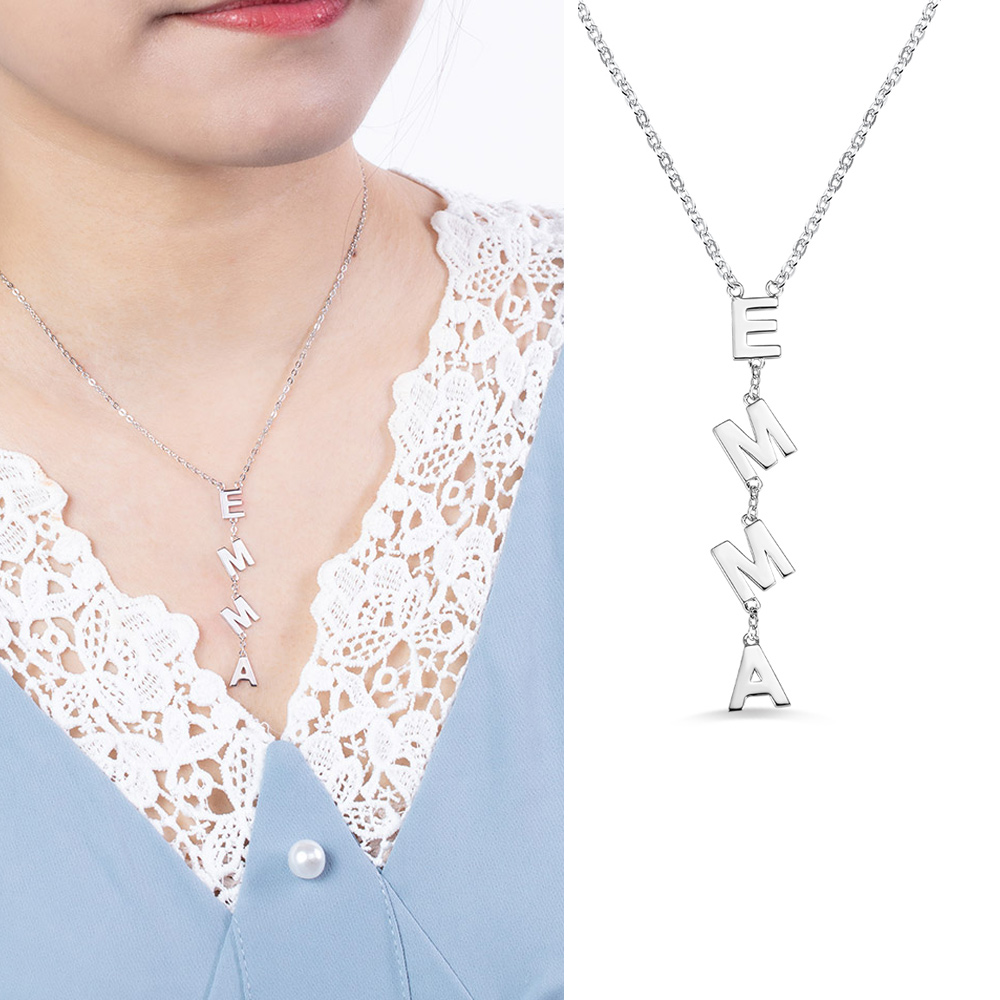 Collier Initial Personnalisable Comme Un Cadeau Obtenircollierprenom