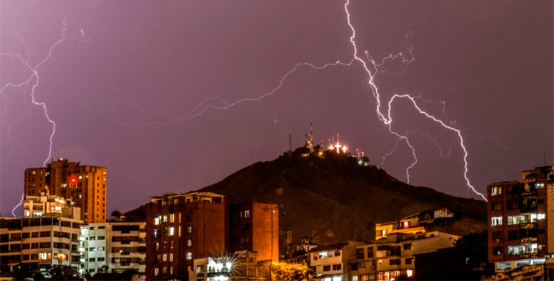 Al Menos 5 Muertos Y 14 Heridos Por El Impacto De Un Rayo En Colombia