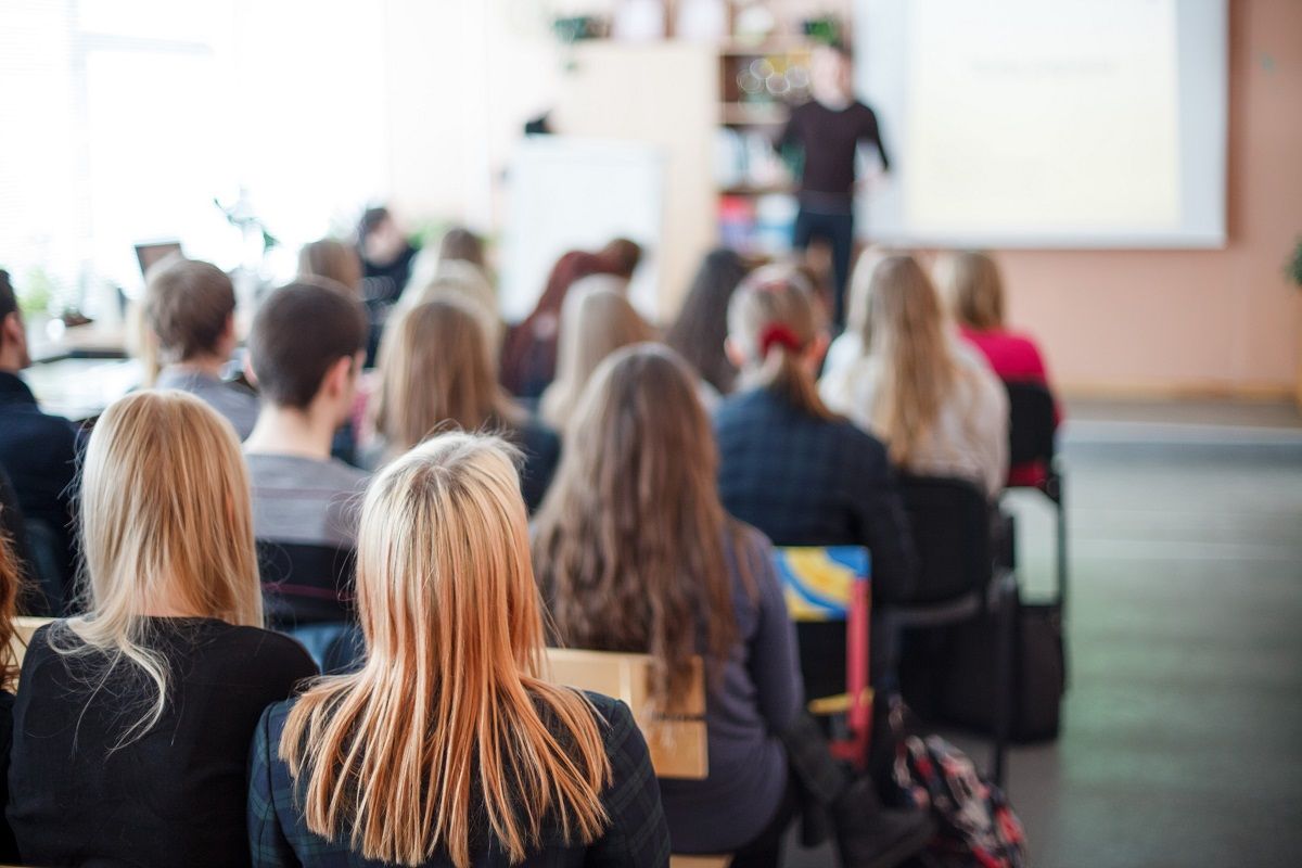 Inclusione Scolastica Degli Studenti Con Disabilità Delle Scuole