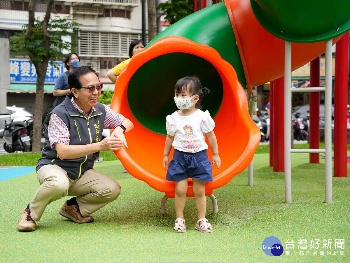 淡水區民生公園融入樹梅坑溪意象 打造特色遊具提供更豐富休閒體驗