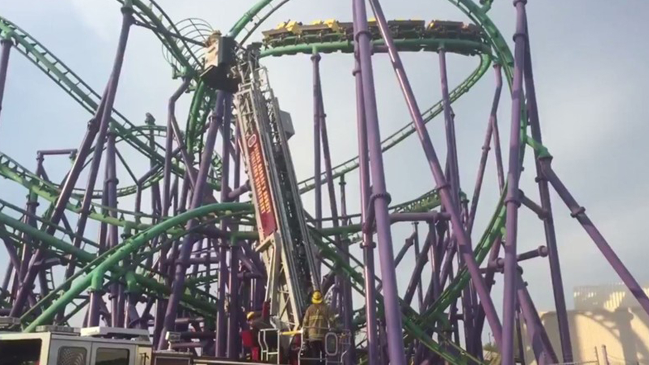 Video Dozens Rescued After Being Stuck On Six Flags Roller Coaster In