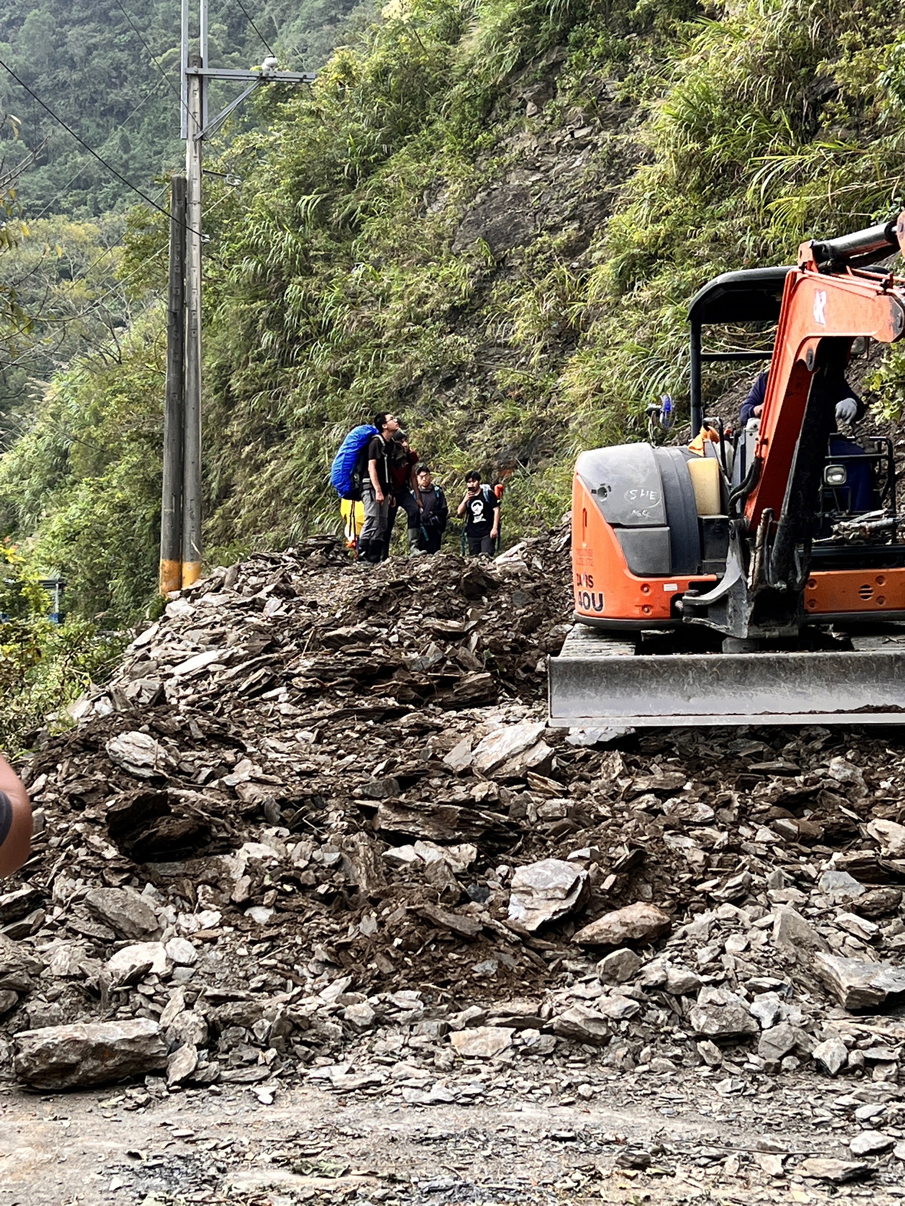 通千年古城舊筏灣道路強震坍方 中華日報中華新聞雲