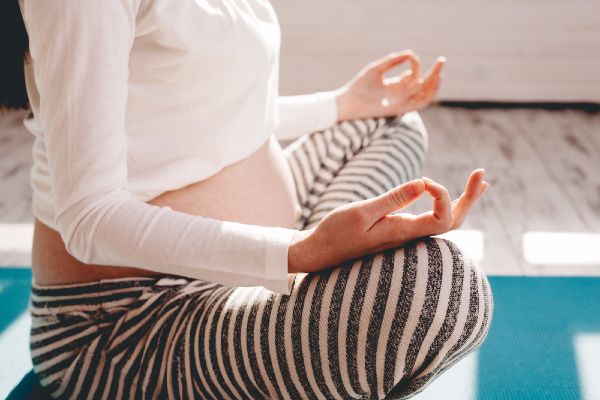 Practicing Mindfulness During Pregnancy Could Have Amazing