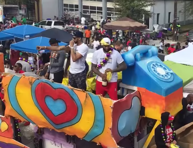 Demarcus Cousins Anthony Davis Throw Beads Drink Hennessy At Mardi Gras