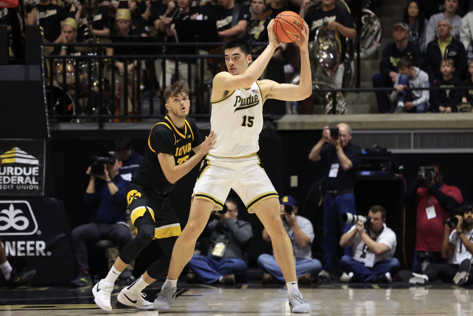 Zach Edey Is Ready To Bring Purdue Back To Dominance Slam