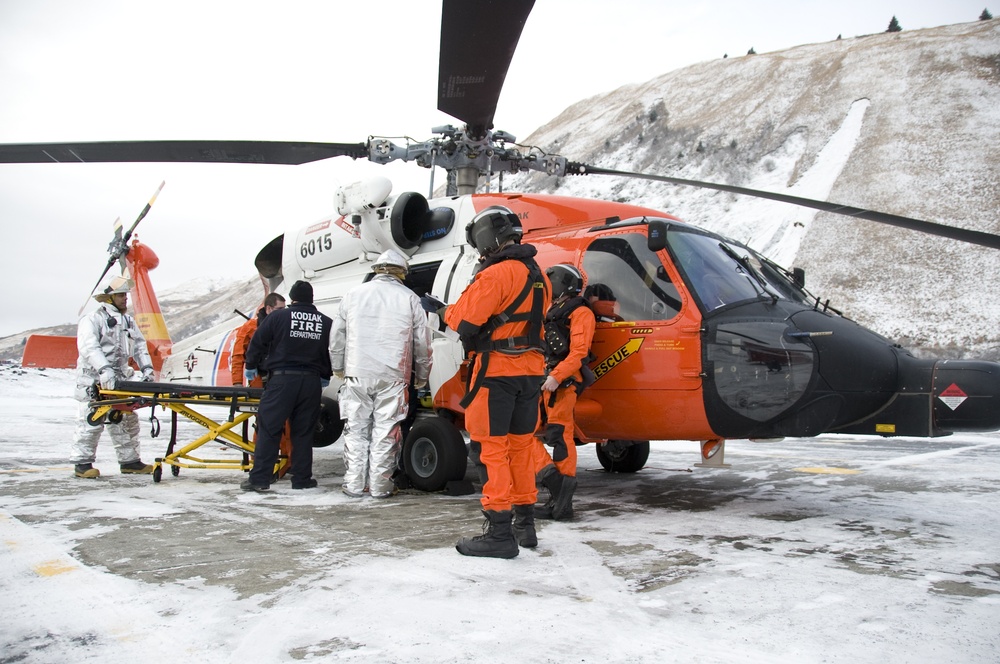 Dvids Images Coast Guard Air Station Kodiak Helicopter Crew