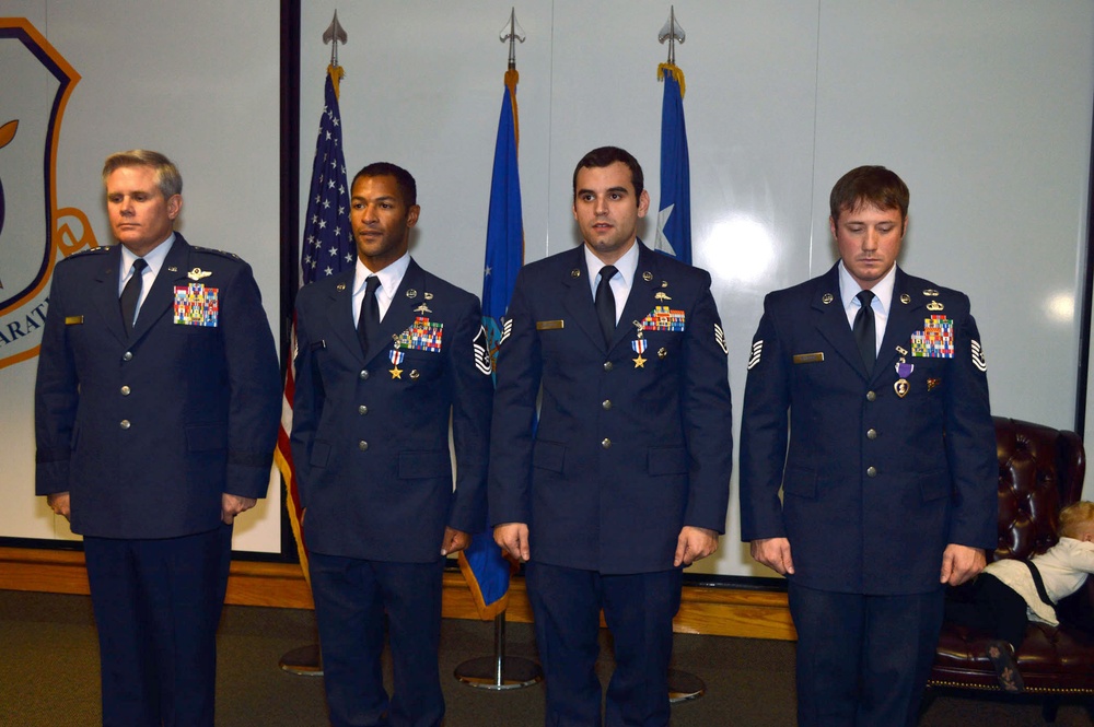 Dvids News Special Tactics Airmen Awarded Silver Star Bronze Star