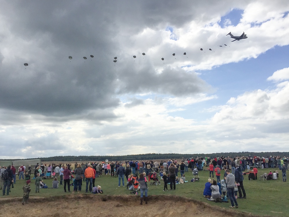 Dvids Images 82nd Airborne Division Commemorates 71st Anniversary