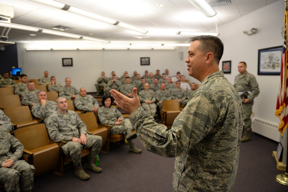 Dvids Images Air National Guard Readiness Center Commander Visits