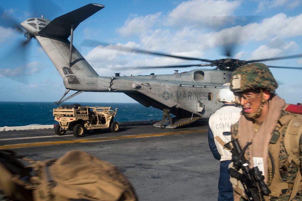 Dvids Images Mrzr Loaded Onto Ch 53e Aboard Uss Bonhomme Richard