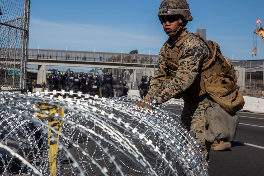 Dvids Images 7th Esb Marines Assist Cbp In Closing San Ysidro Port