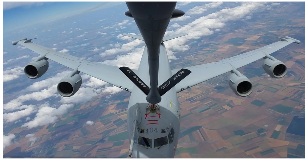 Dvids News Kc 135 Stratotanker Reaches Historic Milestone