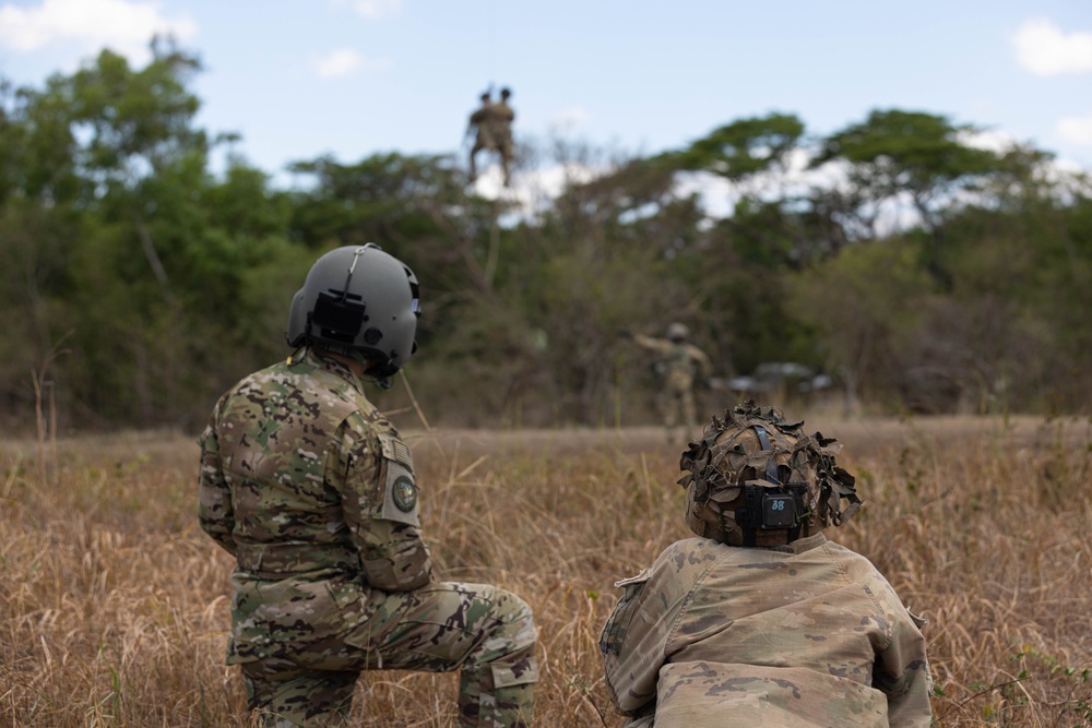 Dvids Images Us Army Soldiers Conduct Medevac Training Image 7 Of 8