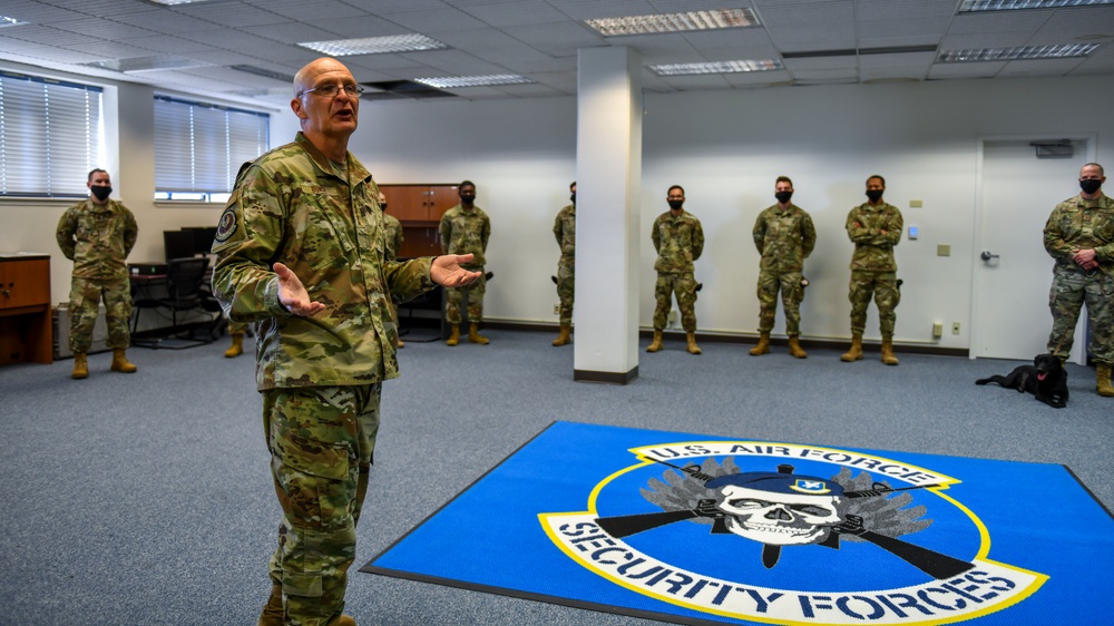 Dvids Images Afmc Command Team Visits Edwards Afb Image 8 Of 12