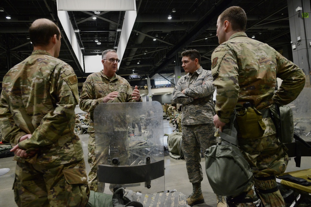 Dvids Images Wa Air National Guard Commander Visits Airmen