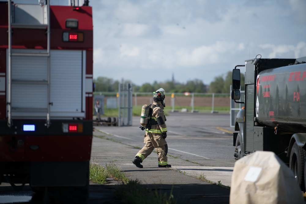 Dvids Images Usag Benelux Spill Response Exercise Image 13 Of 21