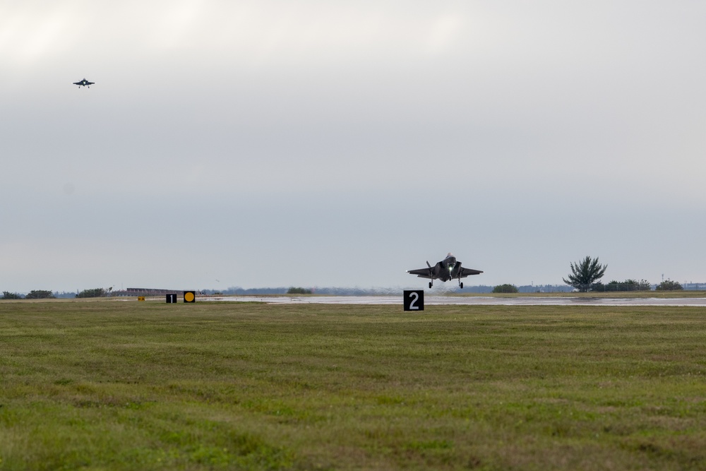 Dvids Images Macdill Welcomes F 35 Fighters From Eglin Image 3 Of 11