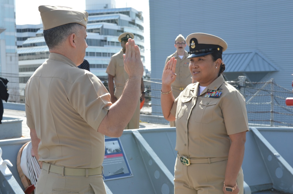 Dvids Images Hampton Roads Naval Museum Hosts A Re Enlistment