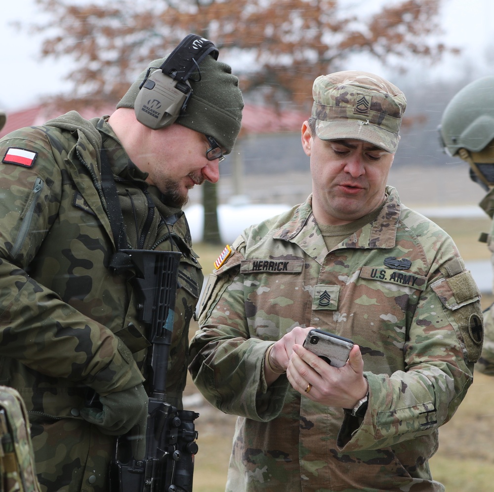 Dvids Images Illinois National Guard Soldiers Receive Polish Armed