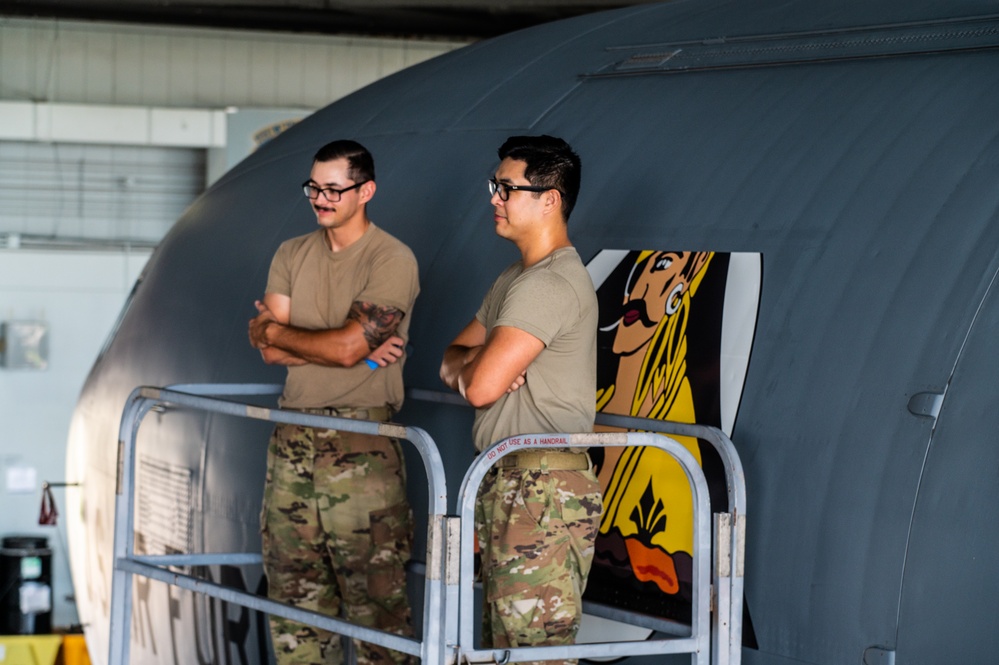 Dvids Images Macdill Kc 135 Stratotanker Nose Art For Operation