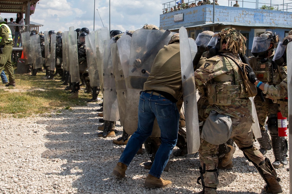 Dvids Images Texas And Rhode Island National Guardsmen Conduct