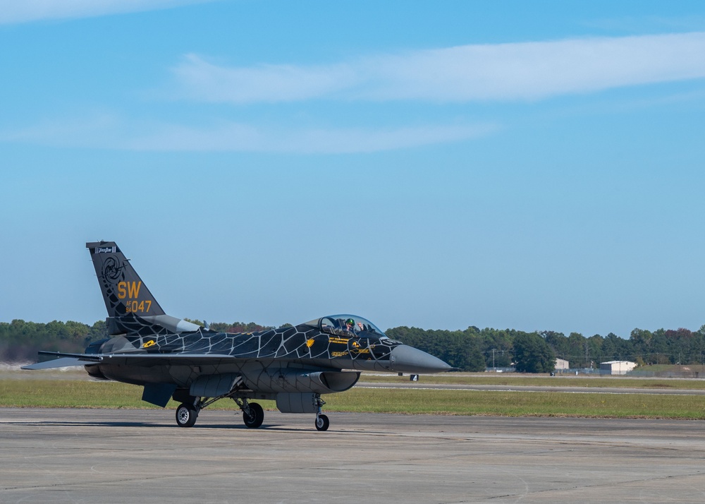 Dvids Images F 16 Viper Demonstration Team Practice Image 6 Of 10