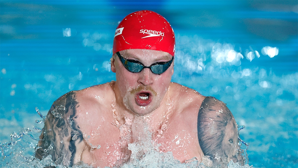 Peaty Secures Great Britains First Medal Of The World Swimming Champs