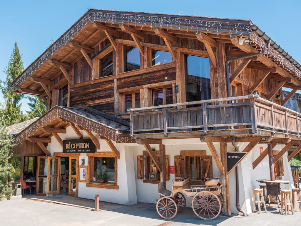 Concierge Service Megève Hotel Hotel Les Loges Blanches In The Center