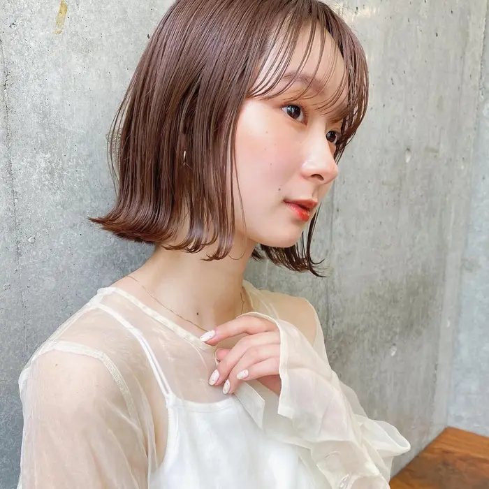 外ハネヘアって？簡単なやり方やレングス別ヘアスタイルを紹介！